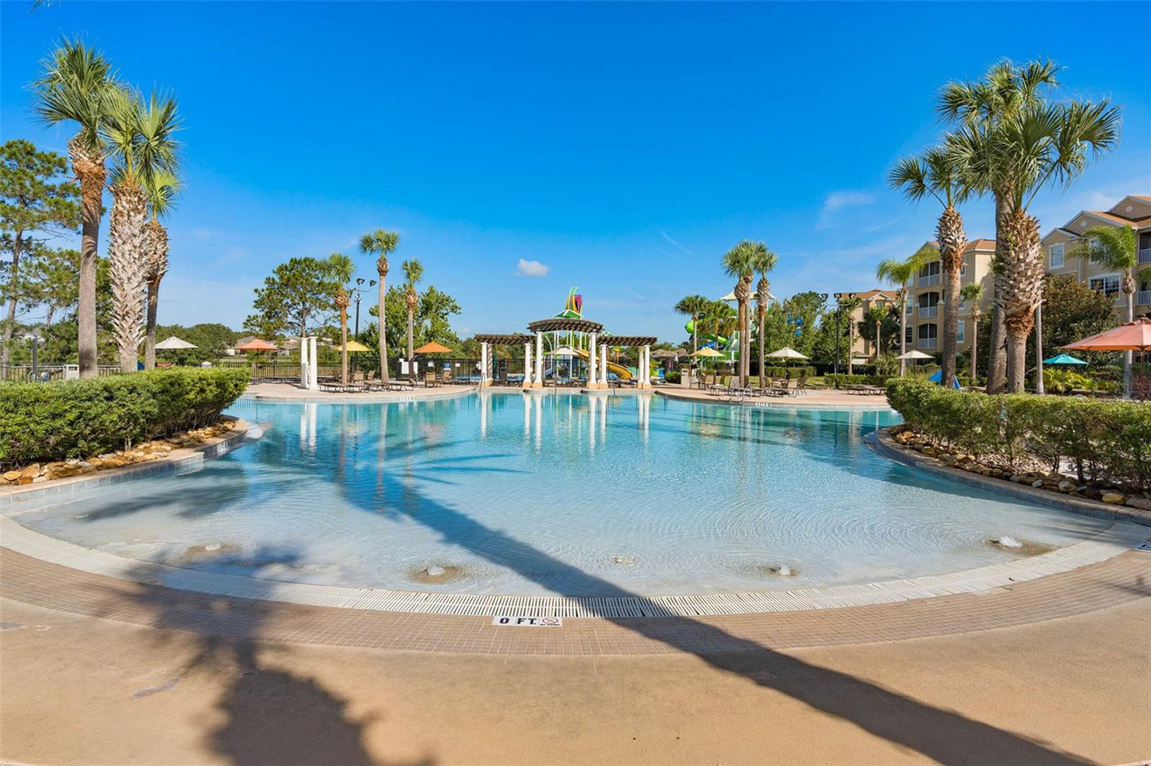 Toy Box Townhouse – Minutes to Magic